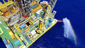 Records set for undersea flammable ice extraction