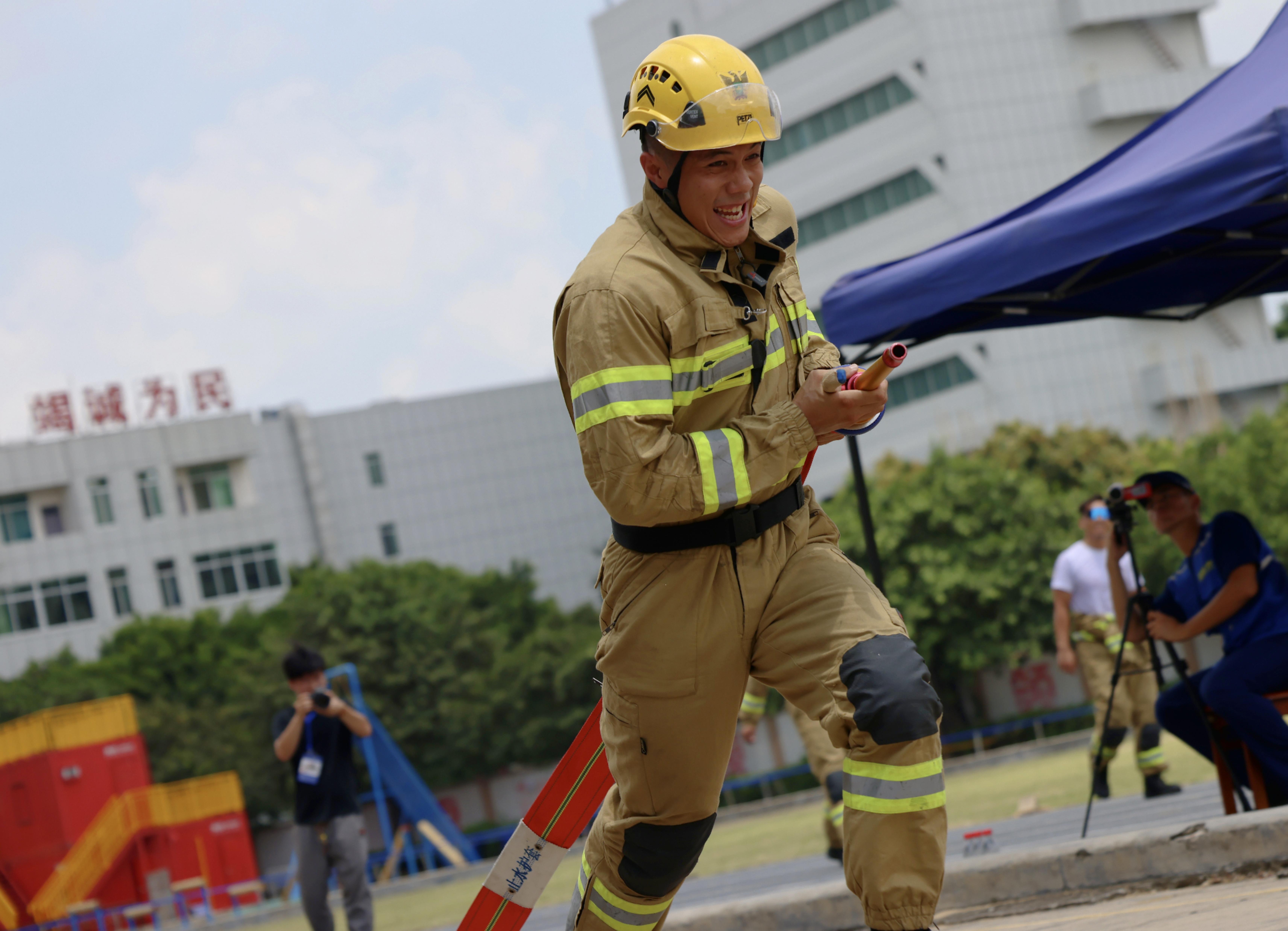Third Blue Flame Firefighting and Rescue Contest held in Guangzhou