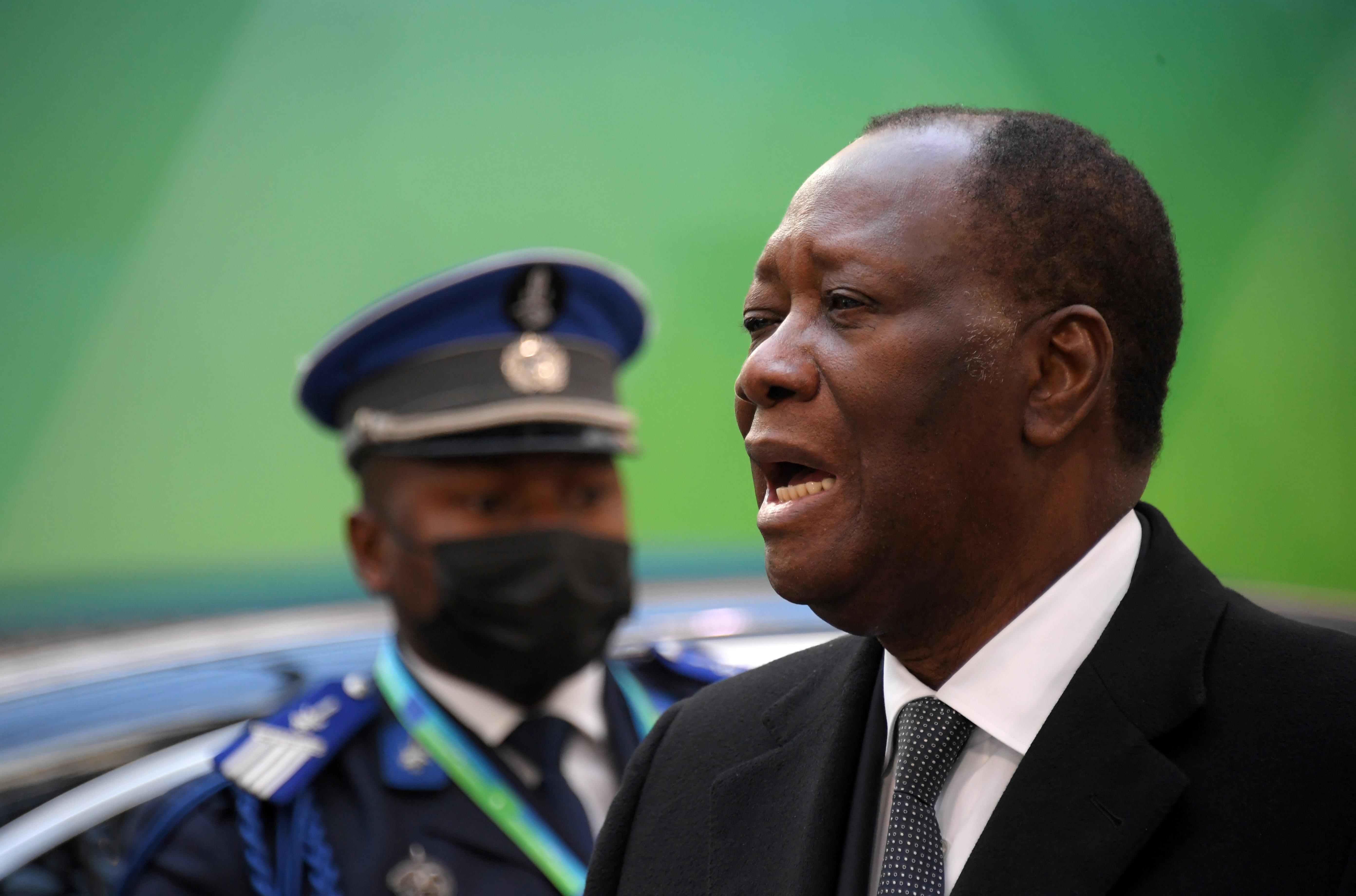 Cote d'Ivoire president dissolves government