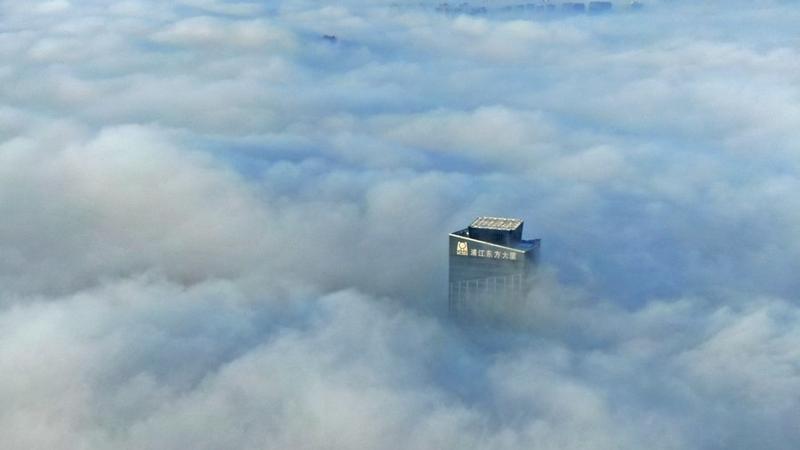 China renews yellow alert for thick fog
