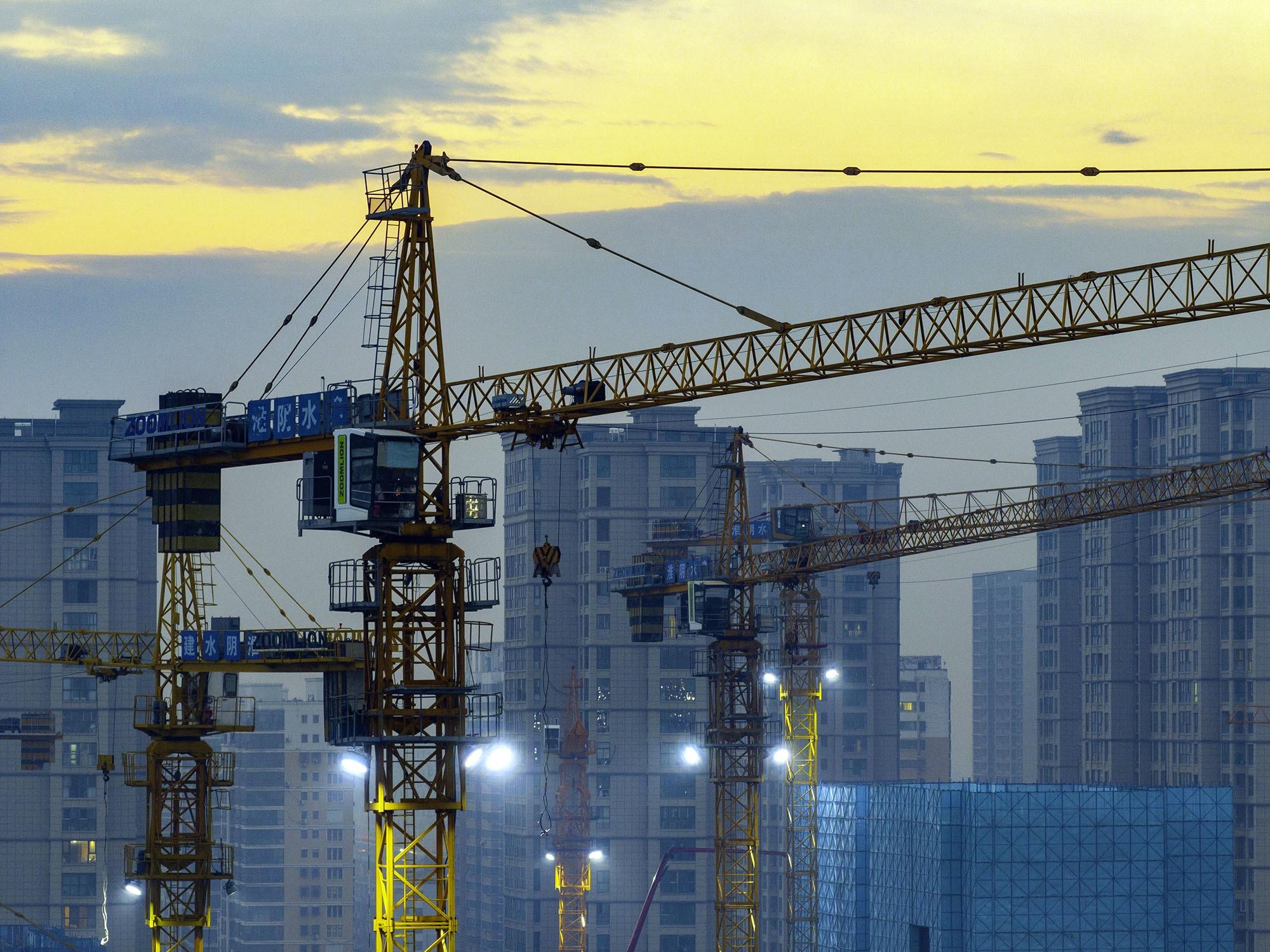 Realty recovery forecast on optimized policies