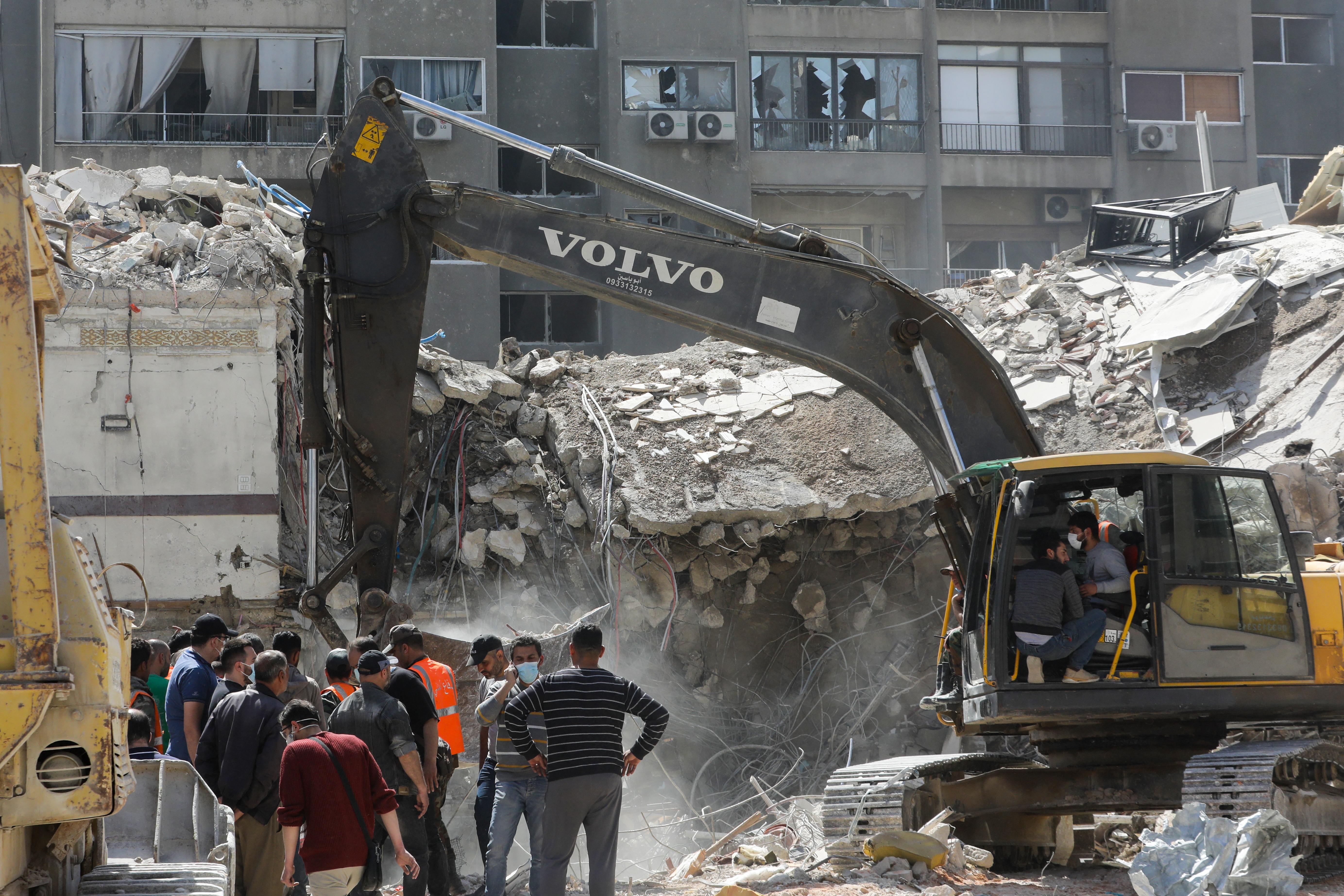 Syria, Iran mourn losses in Israeli attack on Iranian embassy