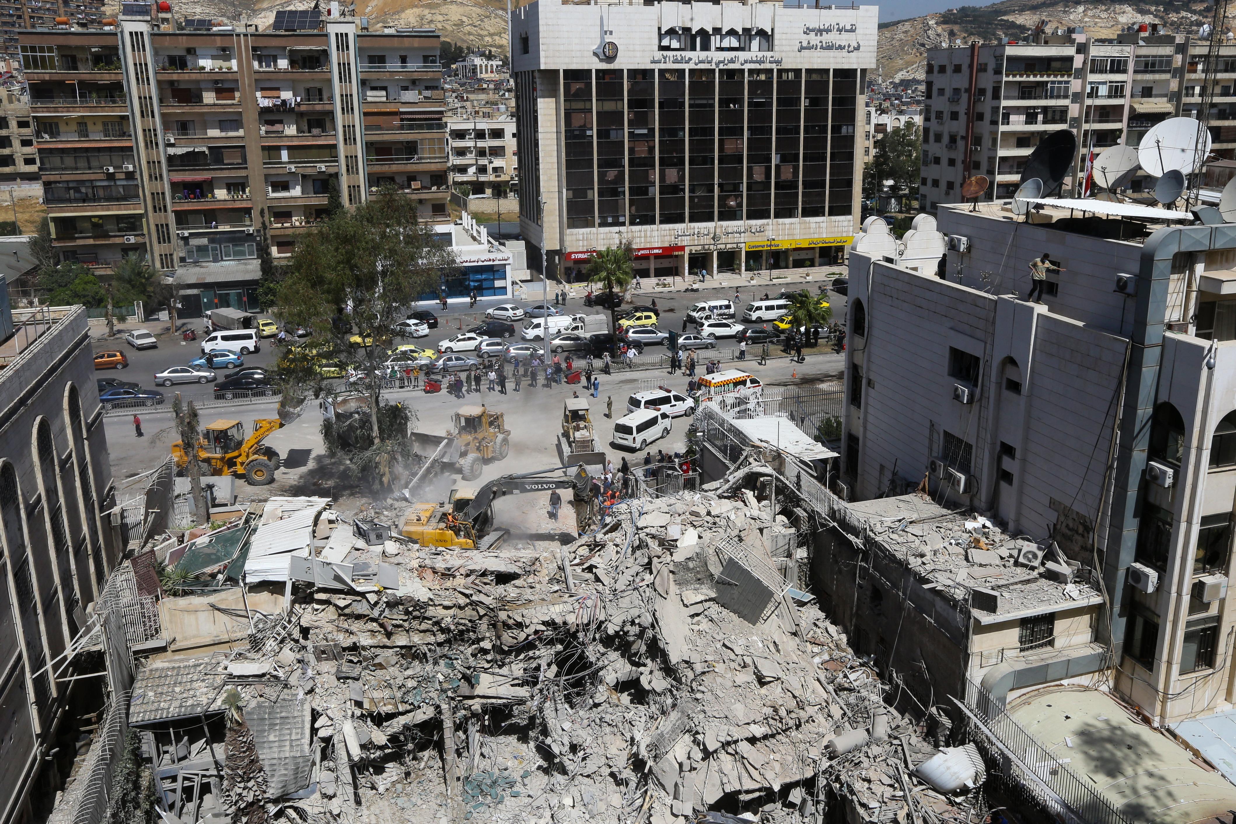 Syria, Iran mourn losses in Israeli attack on Iranian embassy