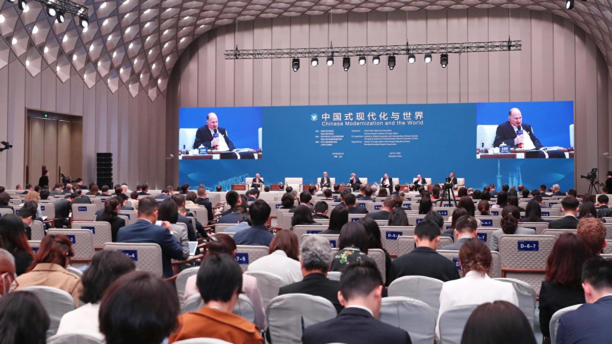 China's modernization drive attracts global attention