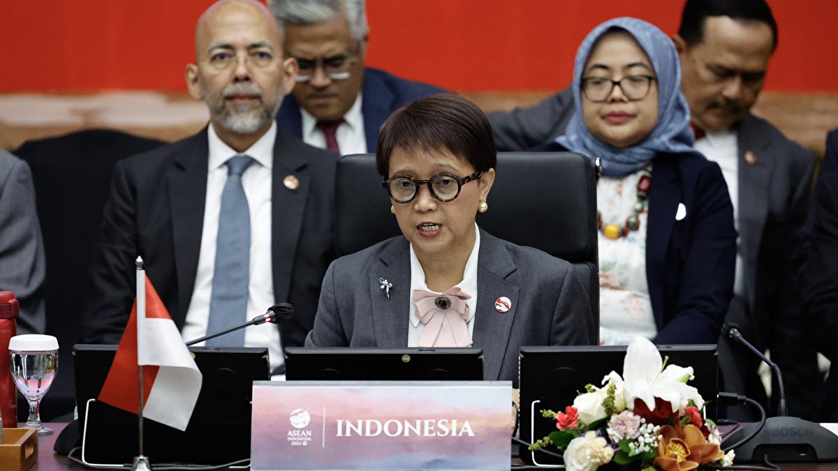 ASEAN Summit to focus on economy, peaceful development