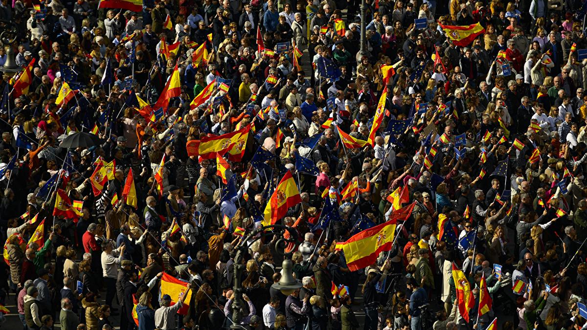 Protests held across Spain over proposed Catalan amnesty