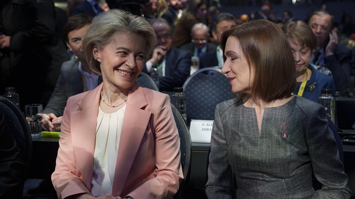 Moldovan Parliament backs bid to join EU, but divisions remain