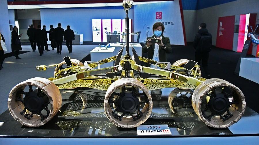 Chinese lunar lander, new crew spaceship names revealed