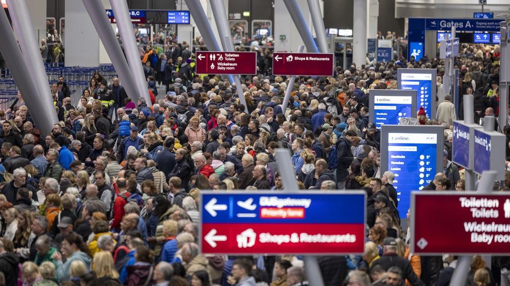 Strike wave hits German rail and airports as disputes mount