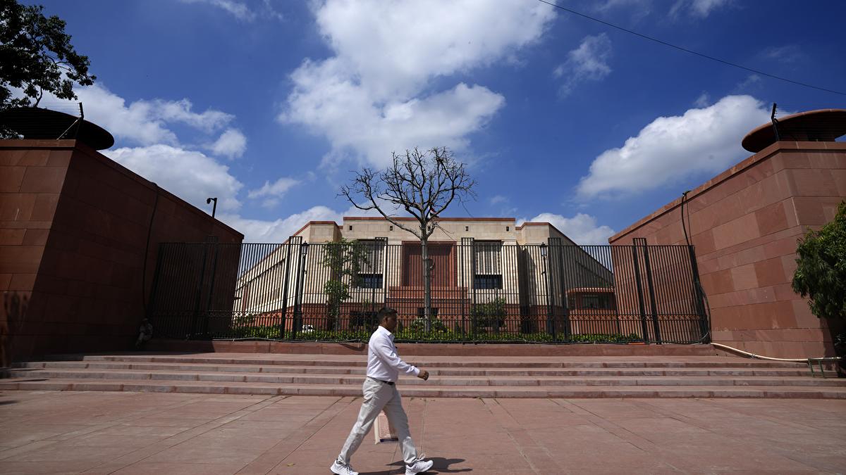 India cabinet okays reserving a third of lower house seats for women