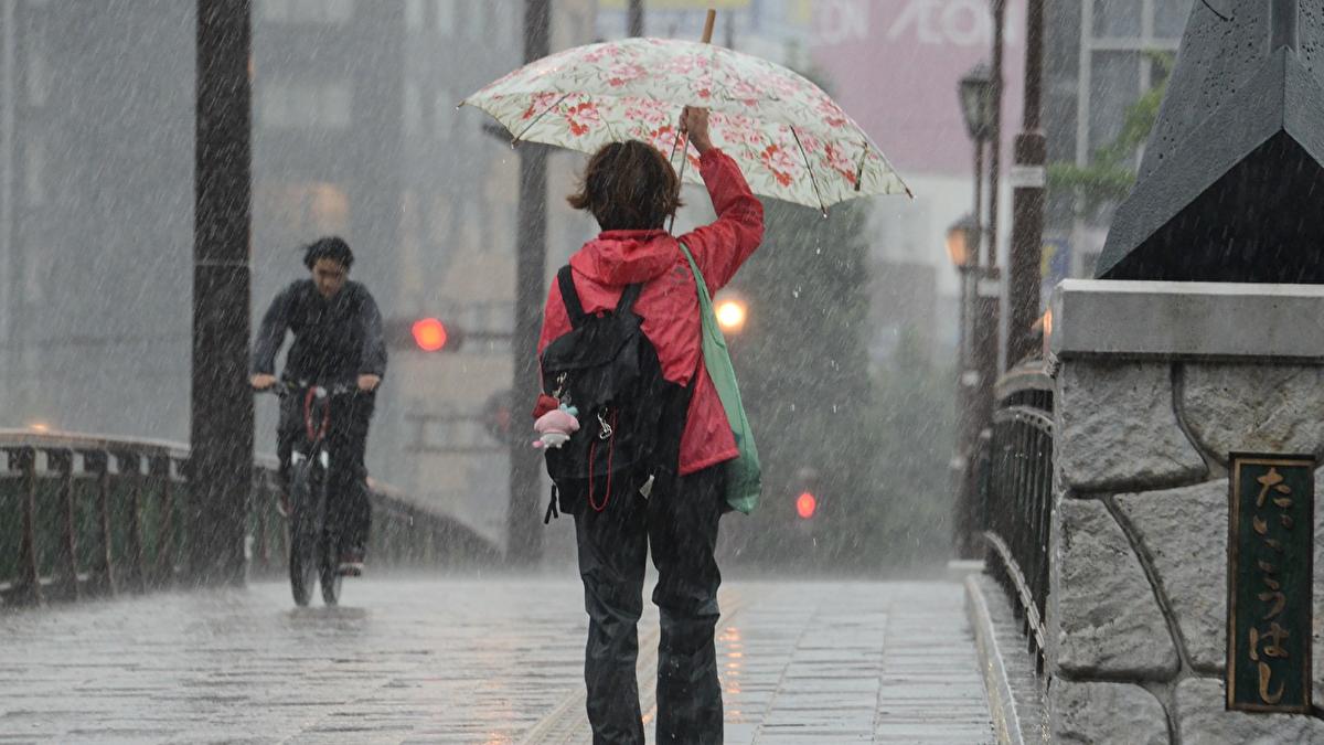 Heavy rain pounds southwest Japan, raises disaster risks