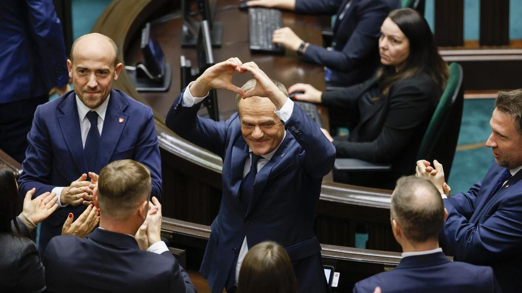 Tusk appointed Polish PM, setting stage for warmer EU ties