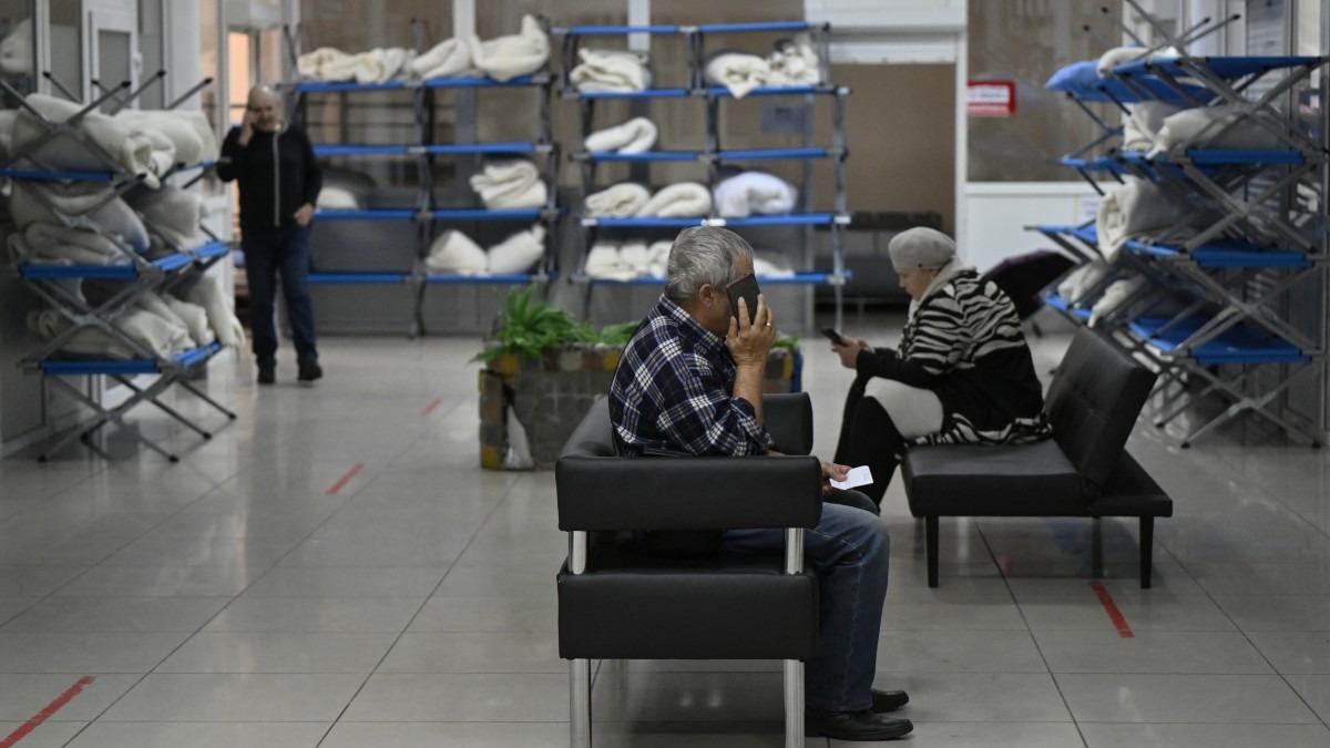 Ukraine's largest mobile operator hit by cyber attack