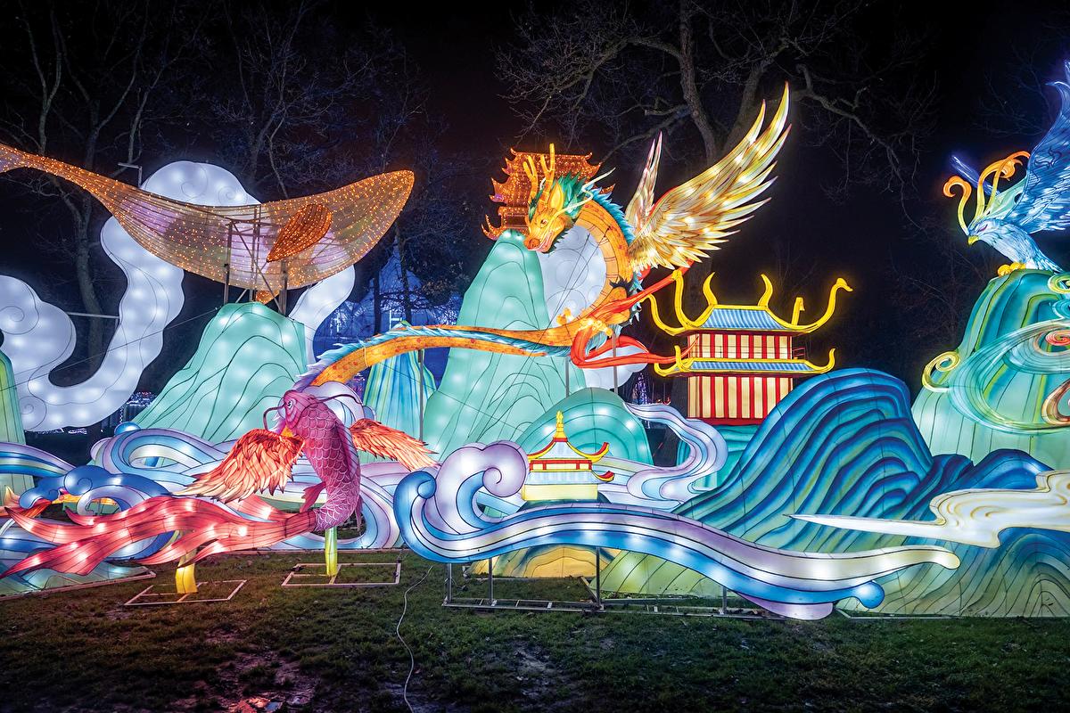 Lantern show shines brightly in Paris