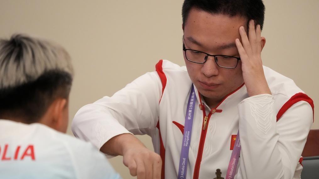 China's grandmaster Wei Yi wins Tata Steel Chess Tournament
