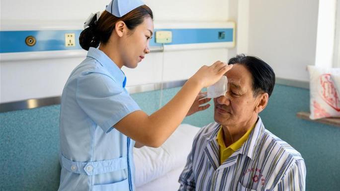 Mobile surgery helping patients see more clearly