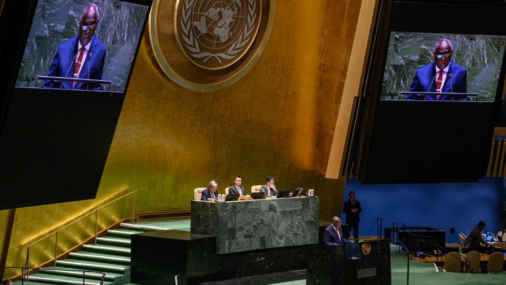 UN votes to ask world court to rule on national climate duties