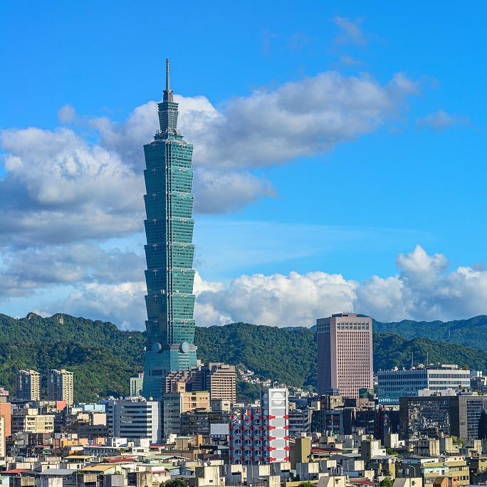 'Status quo' Taiwan remarks draw rebuke