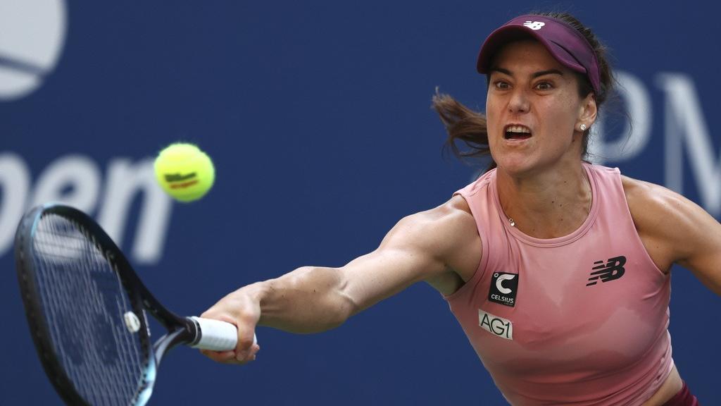 Cirstea beats Bencic to reach first Grand Slam quarters in 14 years