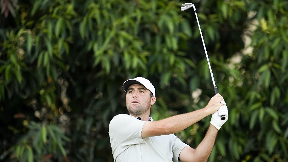 Scheffler finishes with a flourish, three back of US Open lead