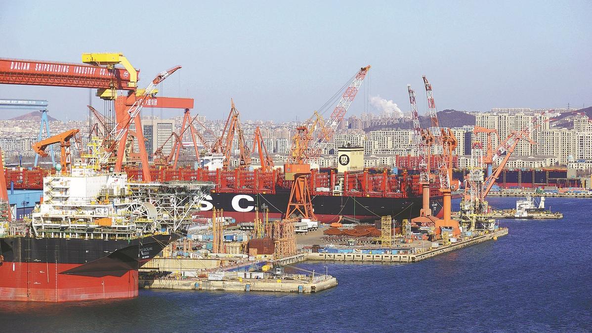 China's shipbuilding sector retains top position worldwide
