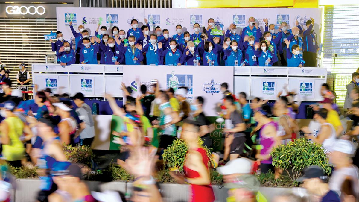Hong Kong Marathon returns with 37,000 runners