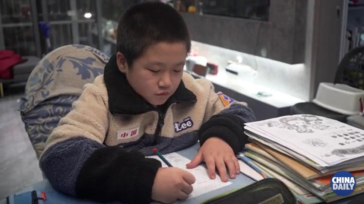 Cross-border students back to school