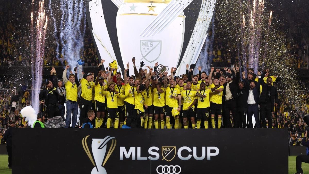 Columbus Crew beat LAFC 2-1 to win MLS Cup for third time
