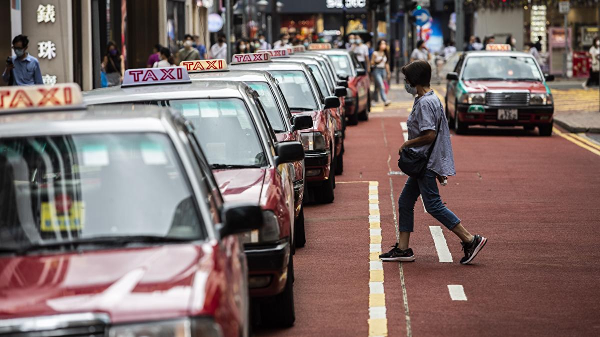 Hong Kong to introduce 4,000 hi-tech electric taxis this year