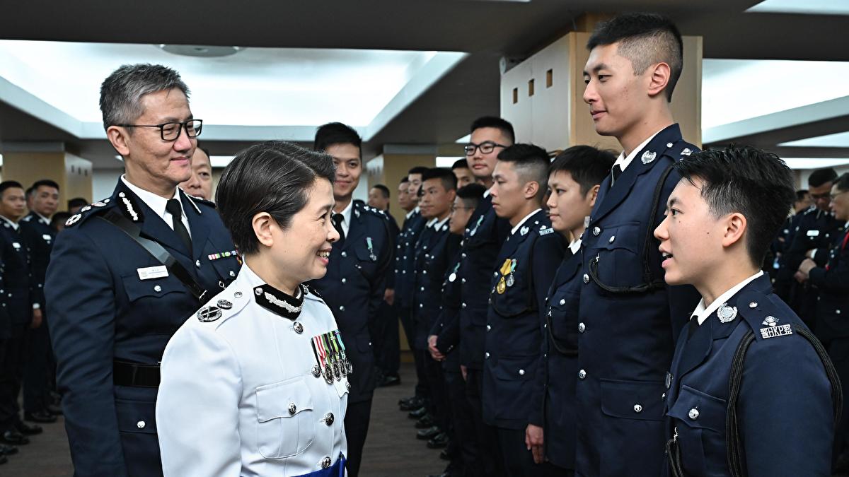 HK police officers urged to safeguard national security