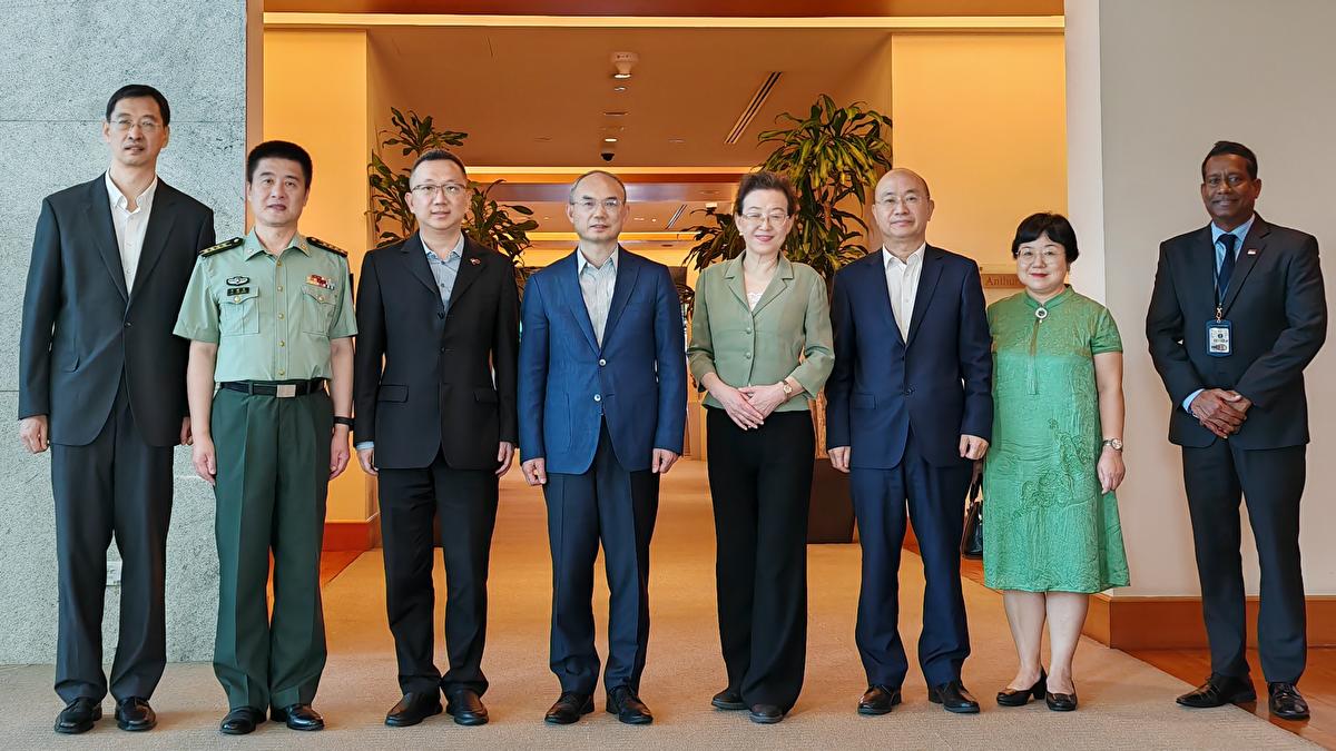 New Chinese ambassador arrives in Singapore