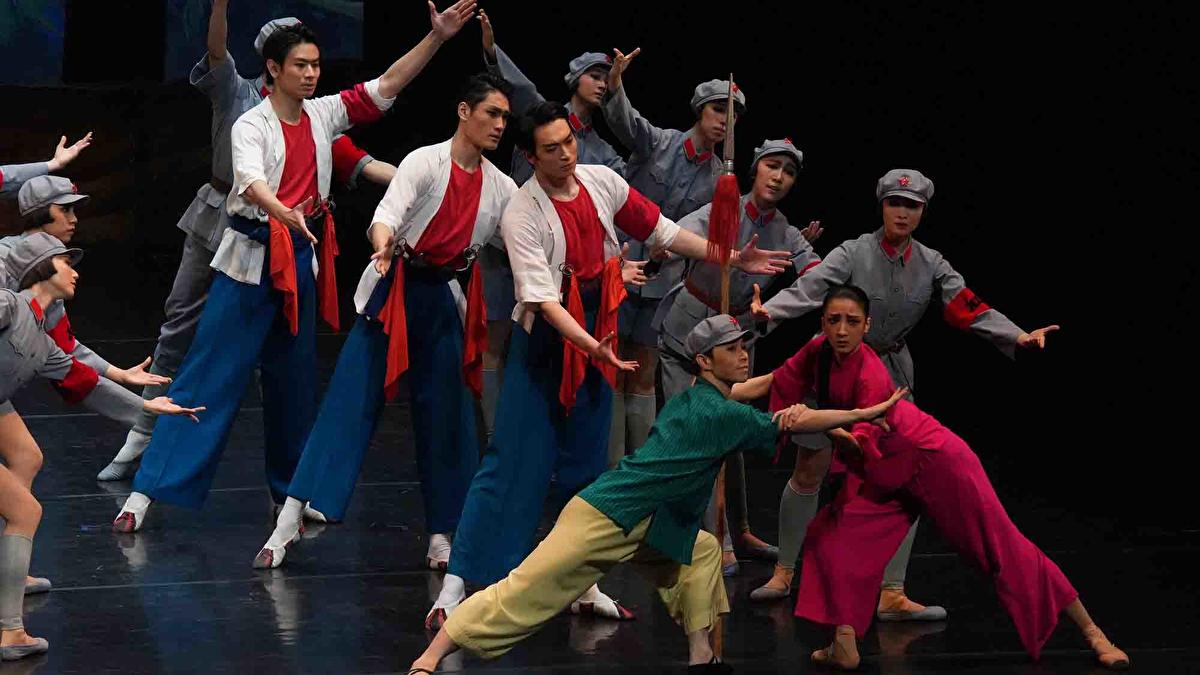 Red detachment dances home