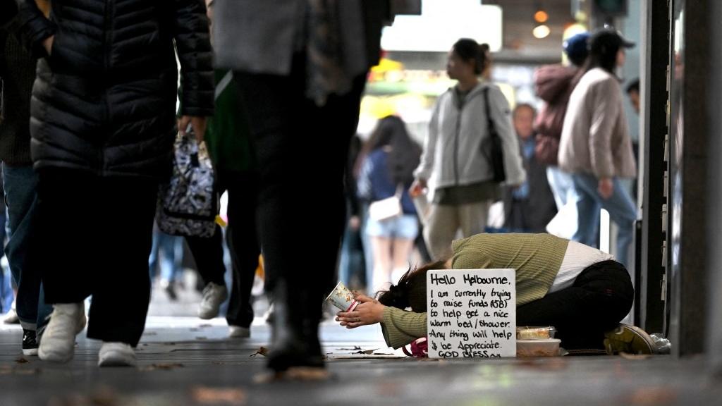'Australia homeless numbers surge' amid rising cost of living