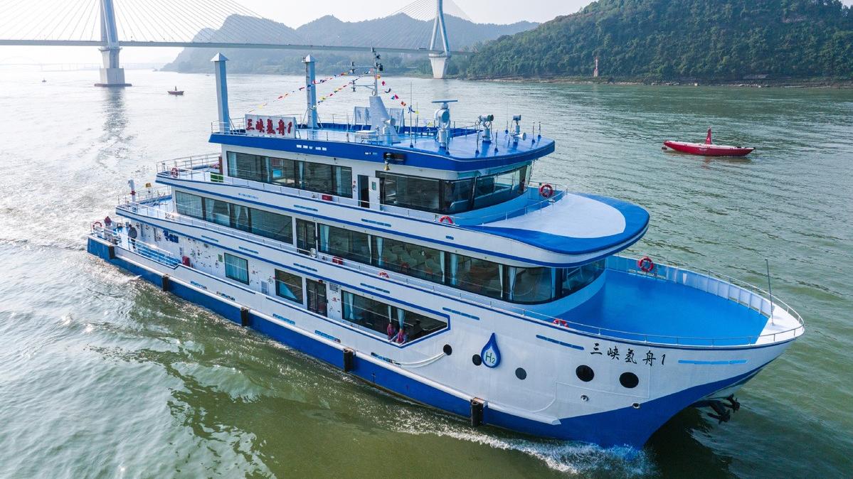 China's first hydrogen fuel cell ship completes maiden voyage