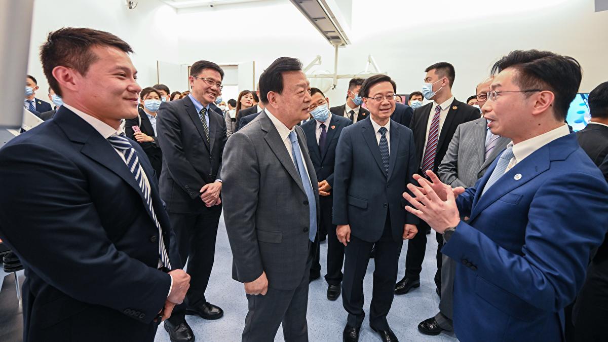 Beijing official for SAR wants closer alliance