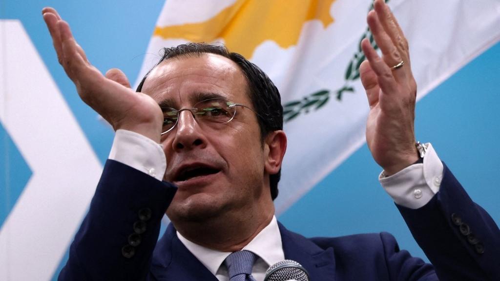 Cyprus presidential election goes to runoff