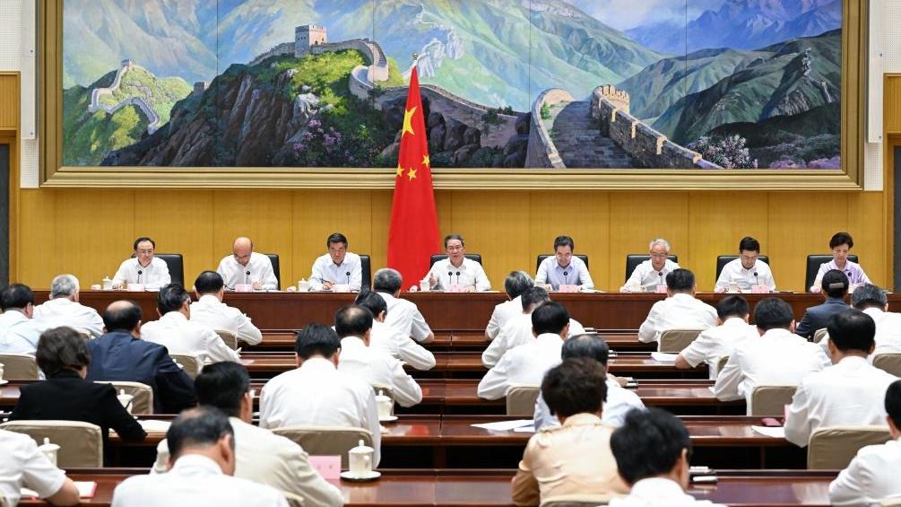 Li outlines plan to meet work objectives