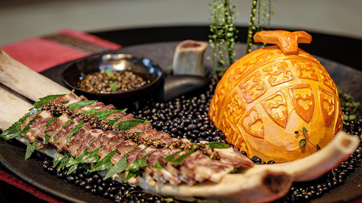 The taste of history is a good recipe