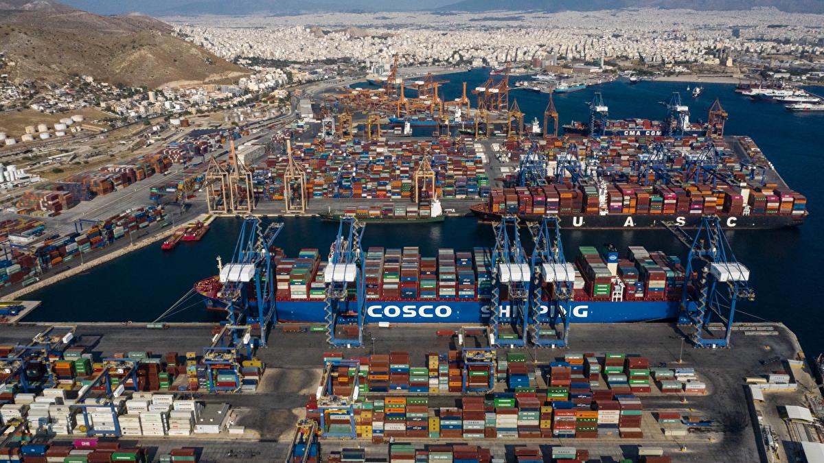COSCO raises stake in Greek port