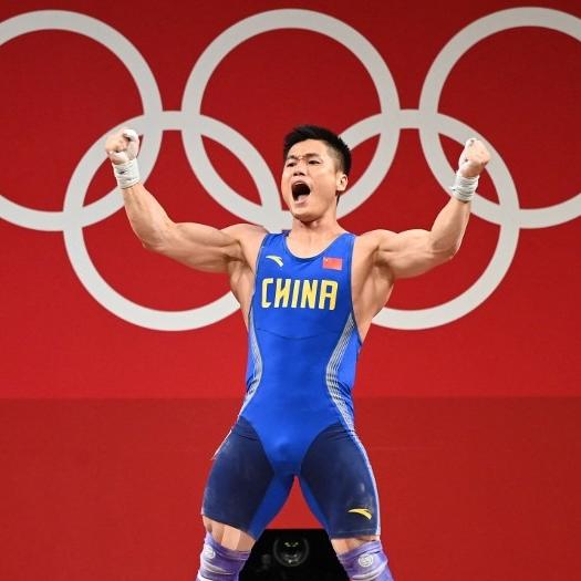 Team China's social climbers