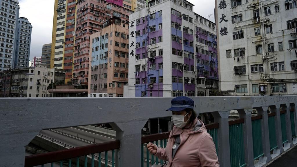 Low-income new immigrants to get HK$10,000 cash handout