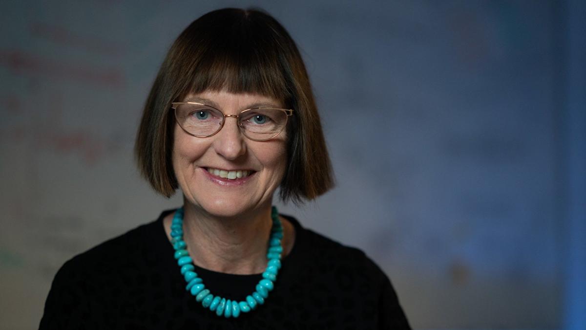 Physicist Susan Scott, 1st Aussie to win Blaise Pascal Medal