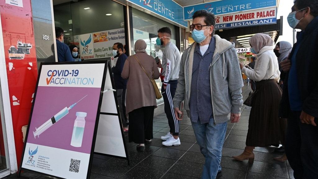 Virus: Australia deploys soldiers as PM sets out plan to freedom