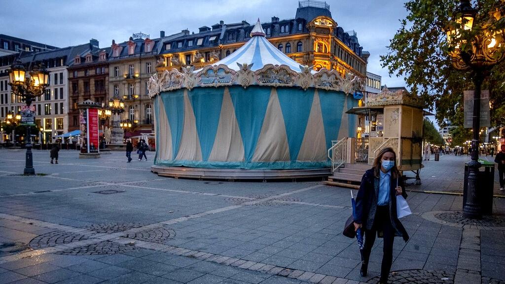 Spain invokes state of emergency for Madrid lockdown