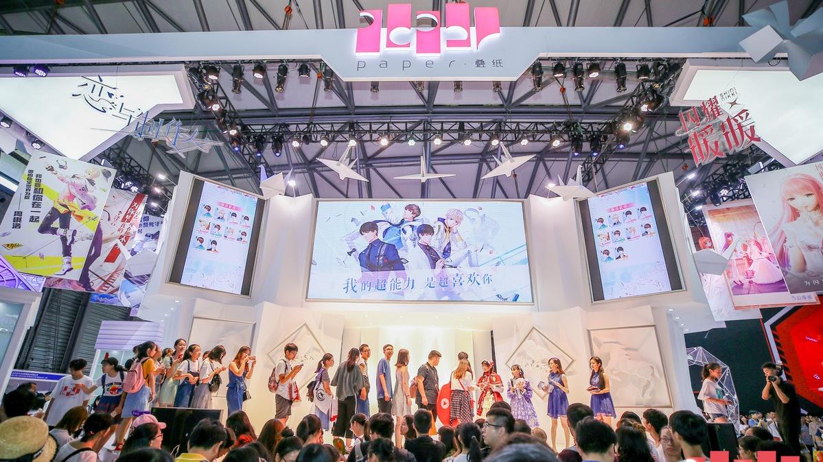 Chinese touch for universal stories