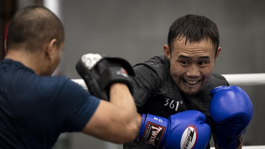 Boxer battles difficulties in quest to become a ring king