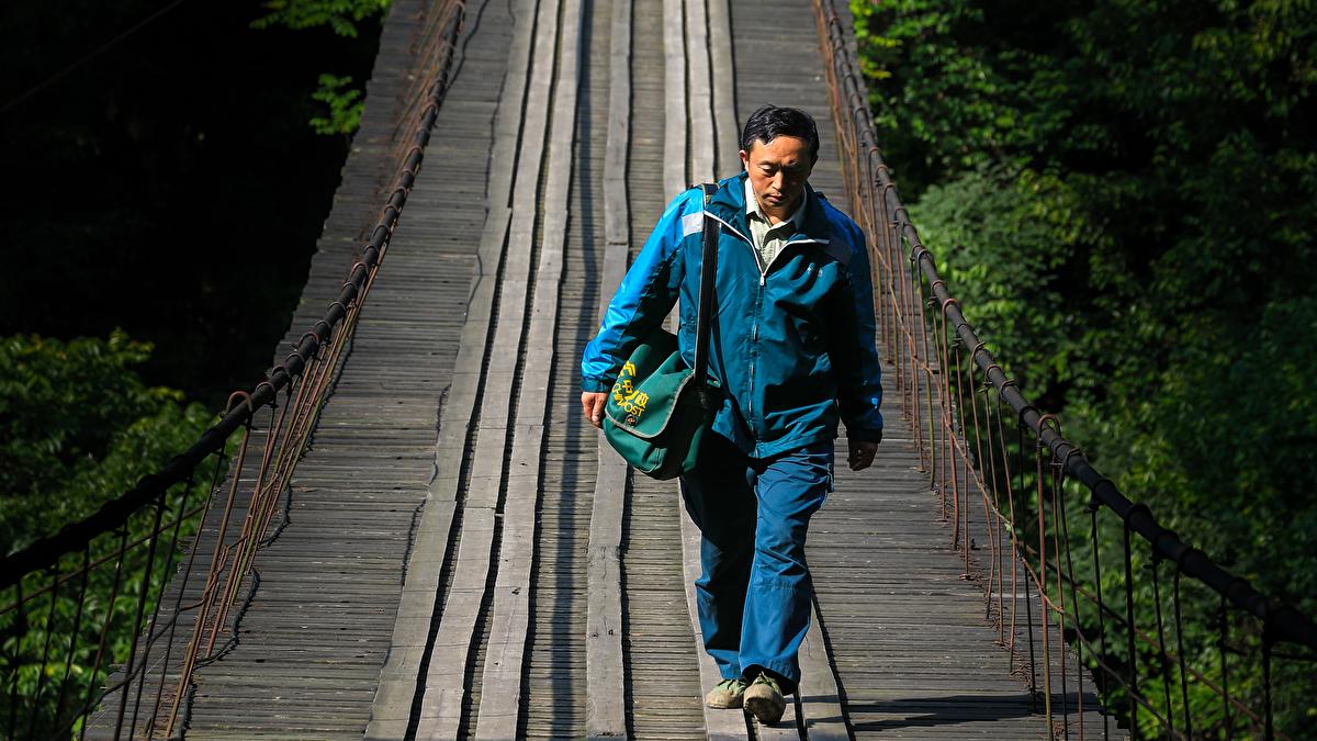 The postman who always delivers