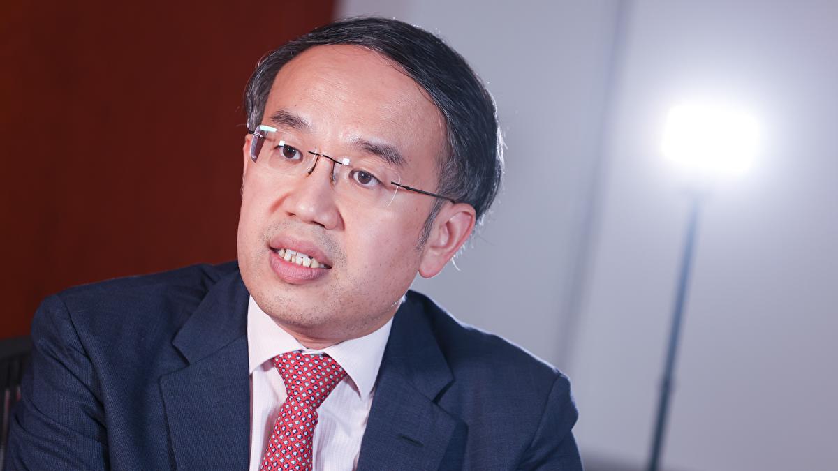 Hui eyes strategy to turn HK into full-fledged finance hub