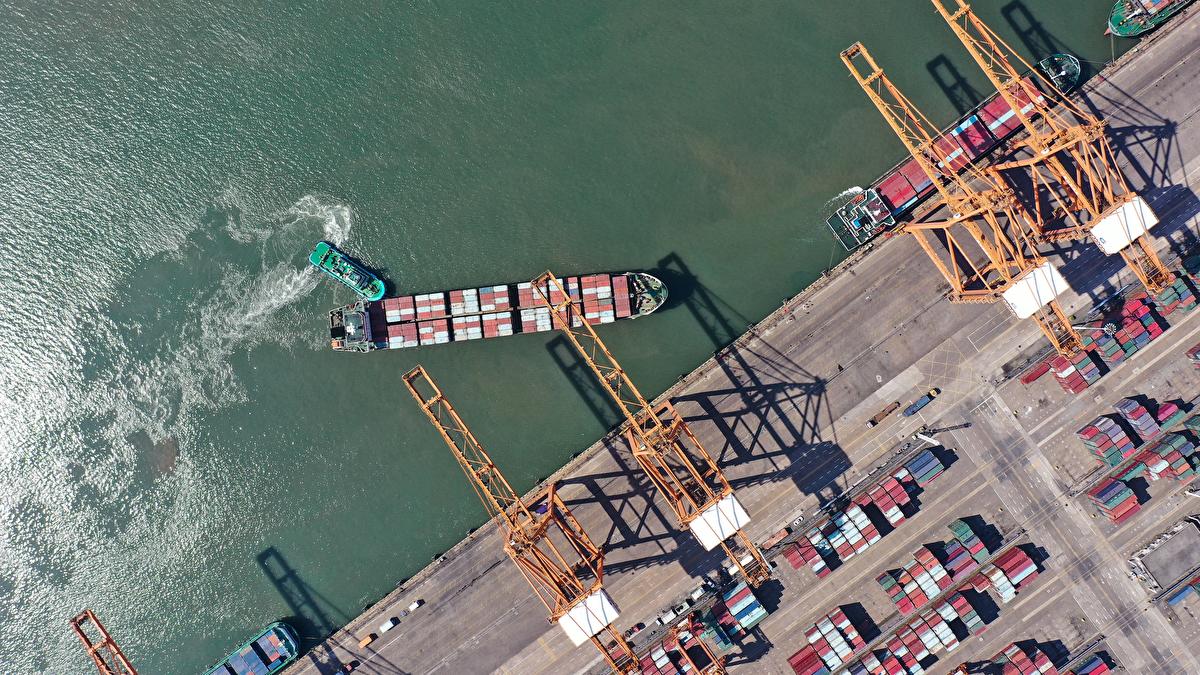 So-called 'de-risking' another term used to contain China