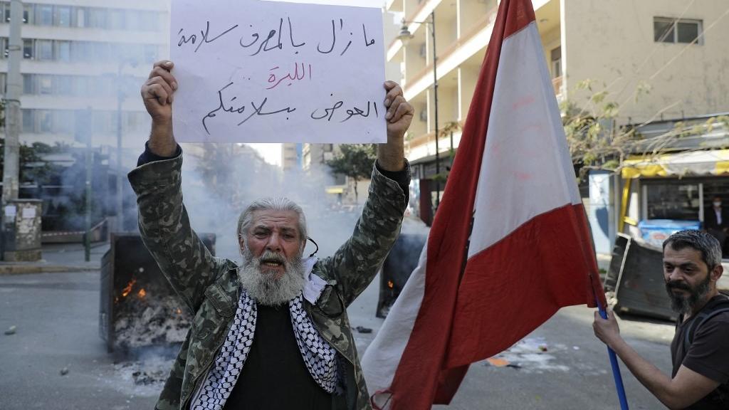 Lebanon's protesters back on streets as currency hits new low